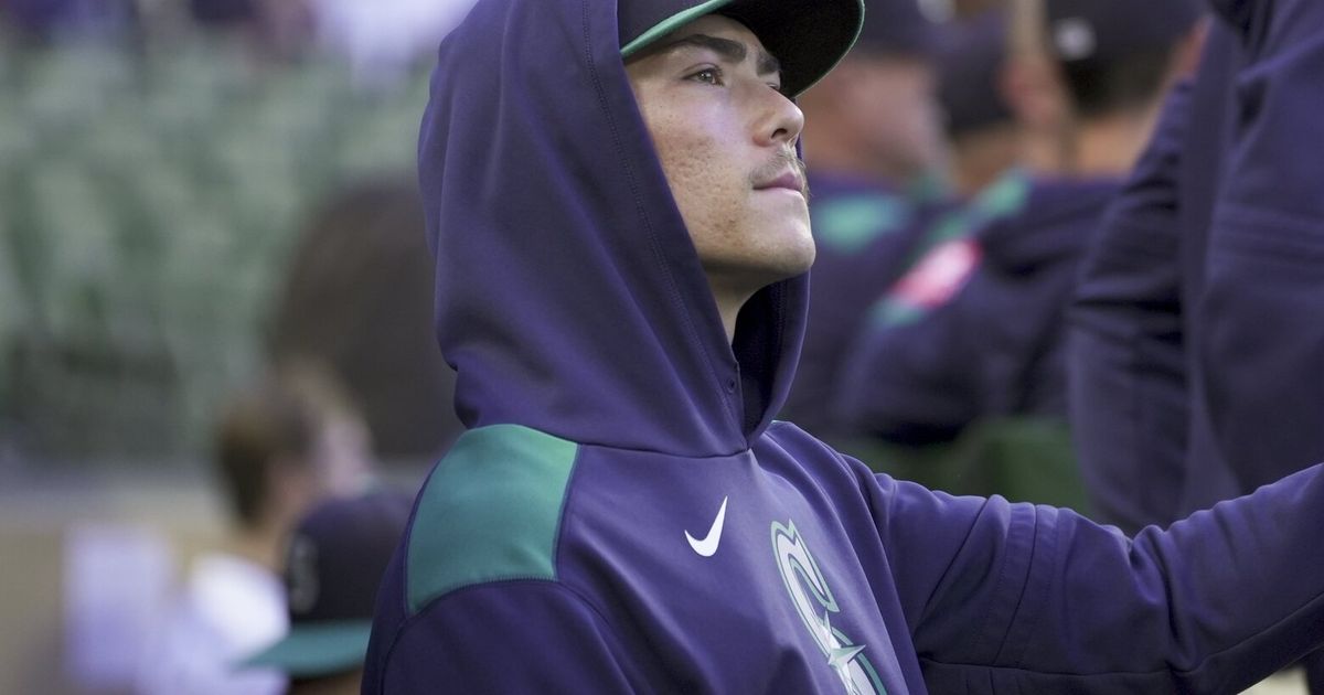 Mariners ace Bryan Woo left off ALDS roster | The Seattle Times