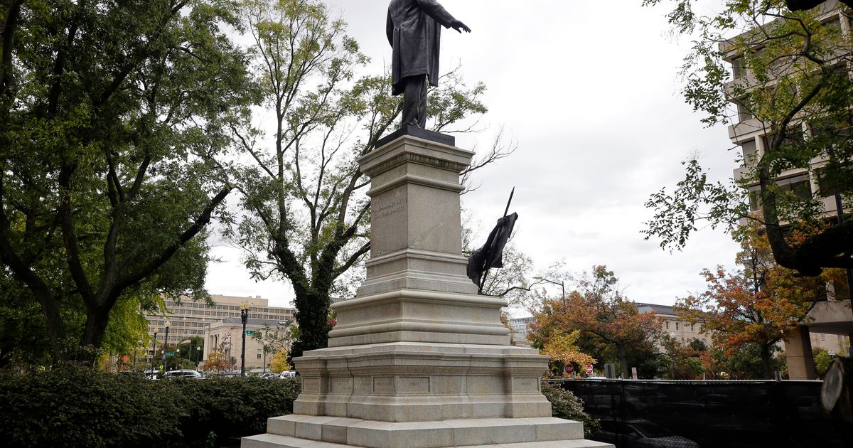 A Confederate statue is restored as part of Trump’s efforts to reshape ...