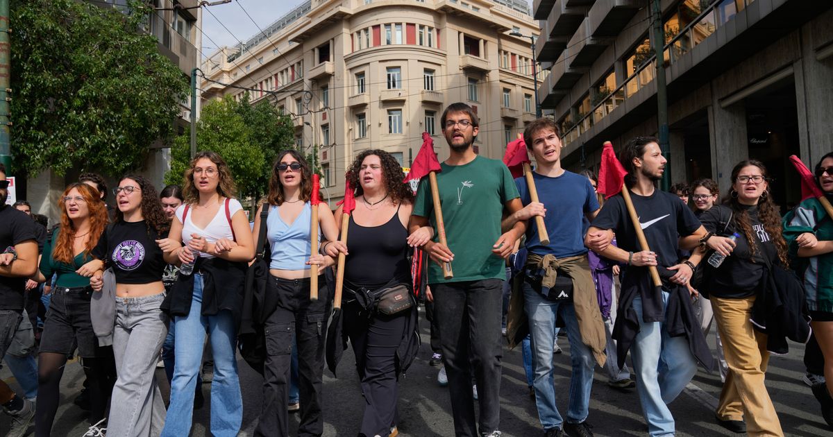 Greece sees 2nd general strike this month as unions protest new labor ...
