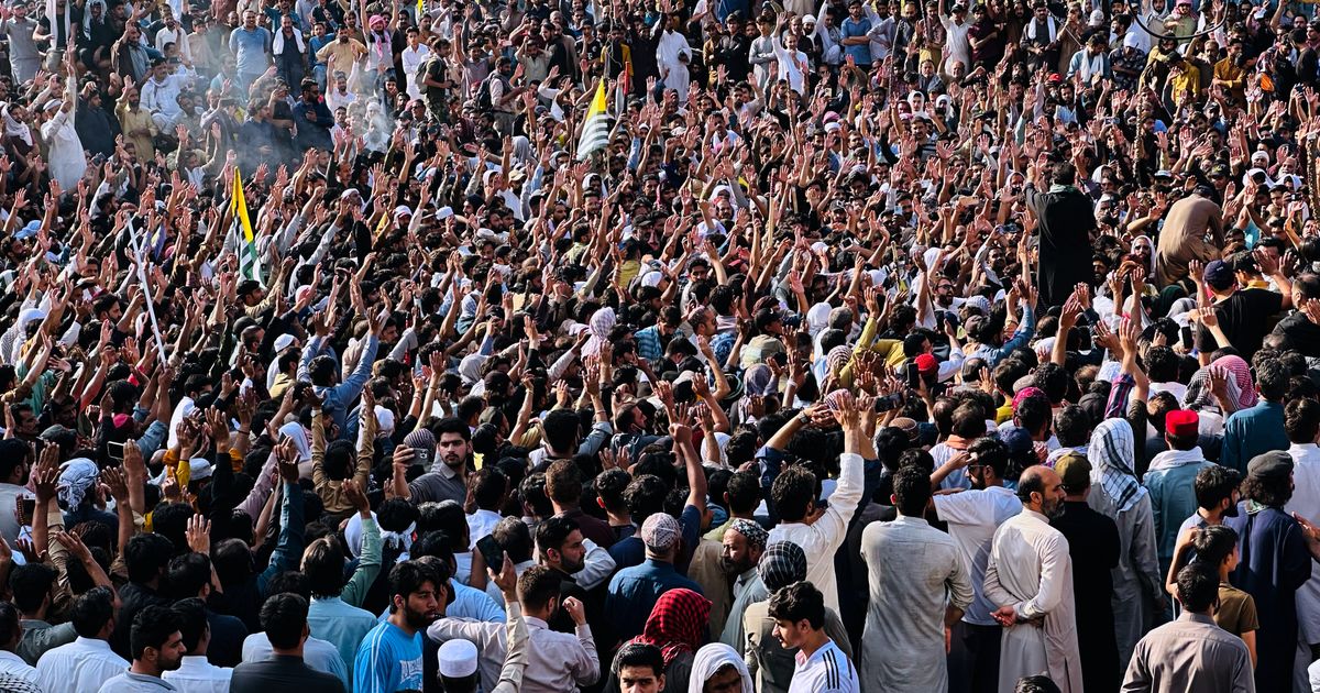 Violent protests end as peace agreement reached in Pakistan ...