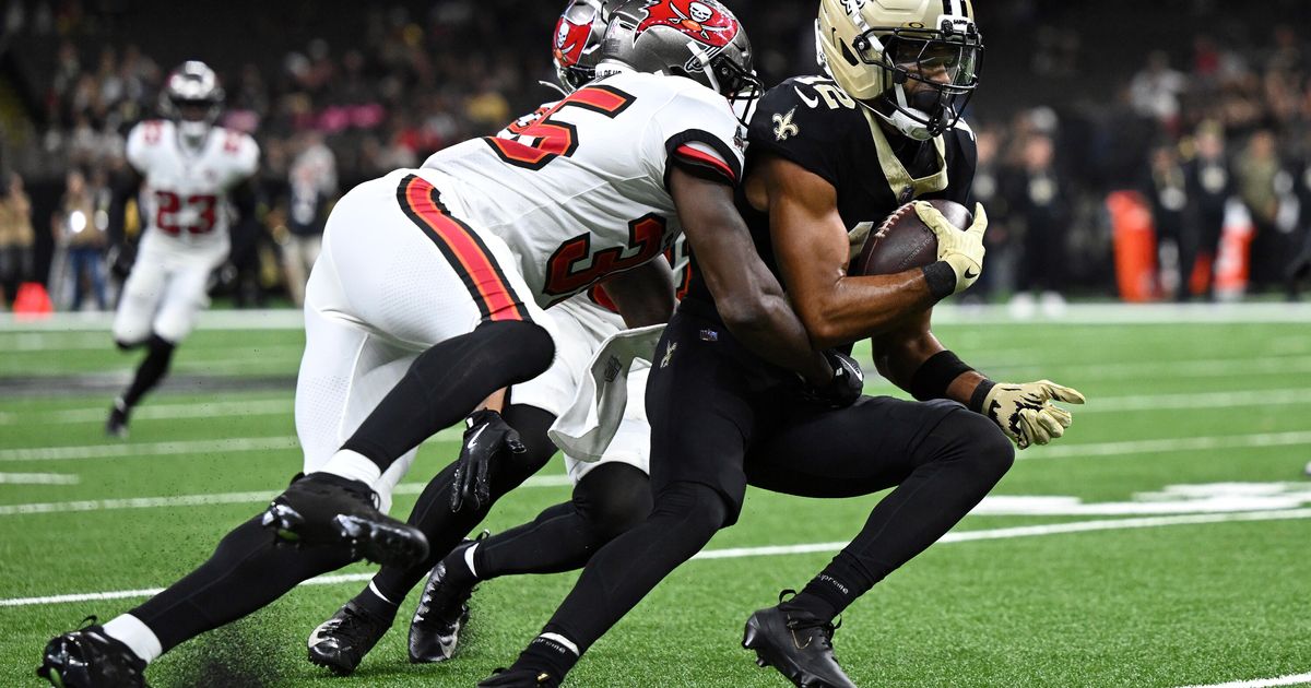 Questionable NFL officiating again takes the spotlight in Week 8 | The ...