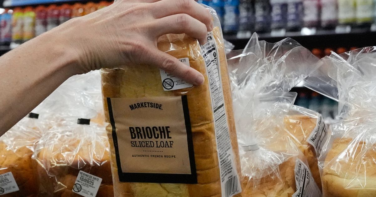 Walmart plans to remove artificial colors and other food additives from ...