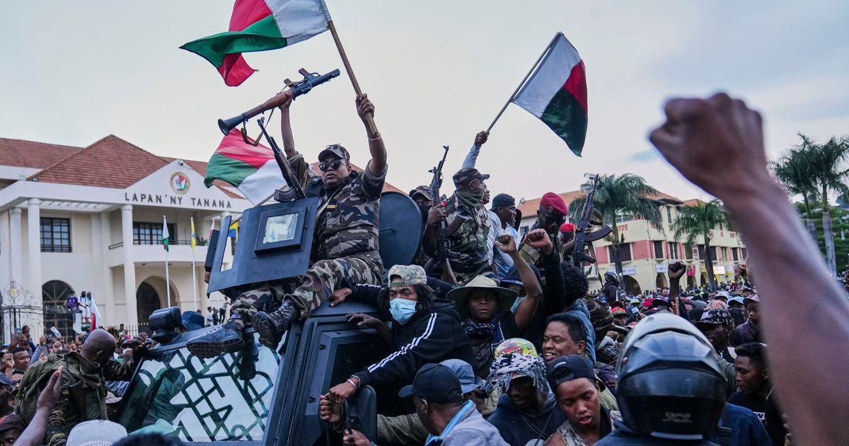 Madagascar president to make a speech after soldiers turned against the ...