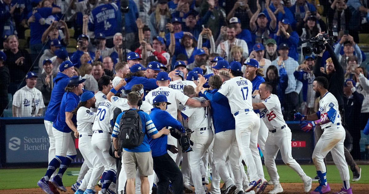 Freeman’s homer in 18th inning lifts Dodgers over Blue Jays 6-5 in ...