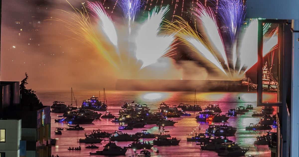A Seattle fireworks show worth staying up to catch | Reader’s Lens ...