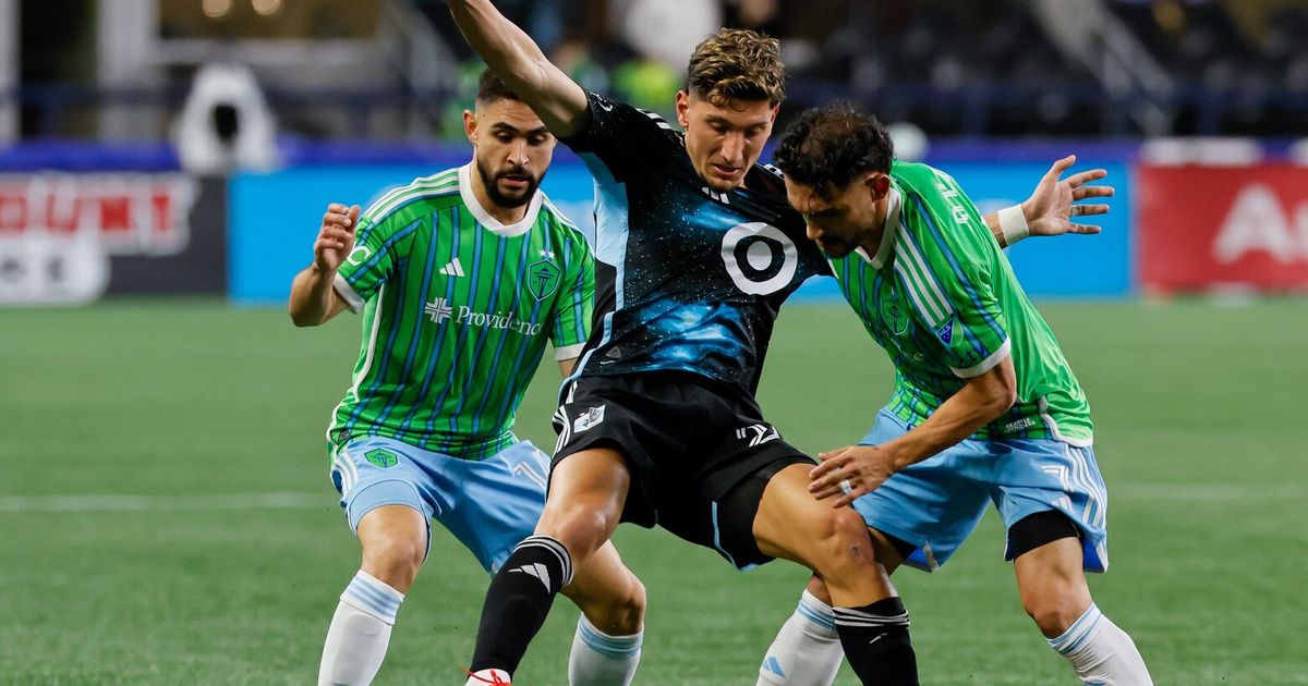 The Sounders took advantage of some early fireworks and beat Minnesota ...