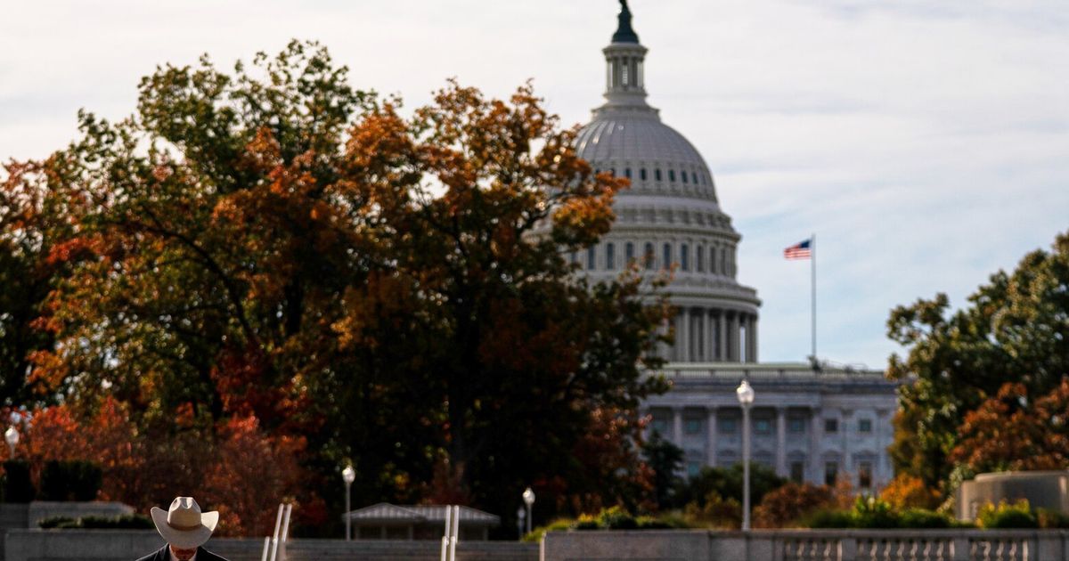 Talks to end the government shutdown intensify as federal closure nears ...