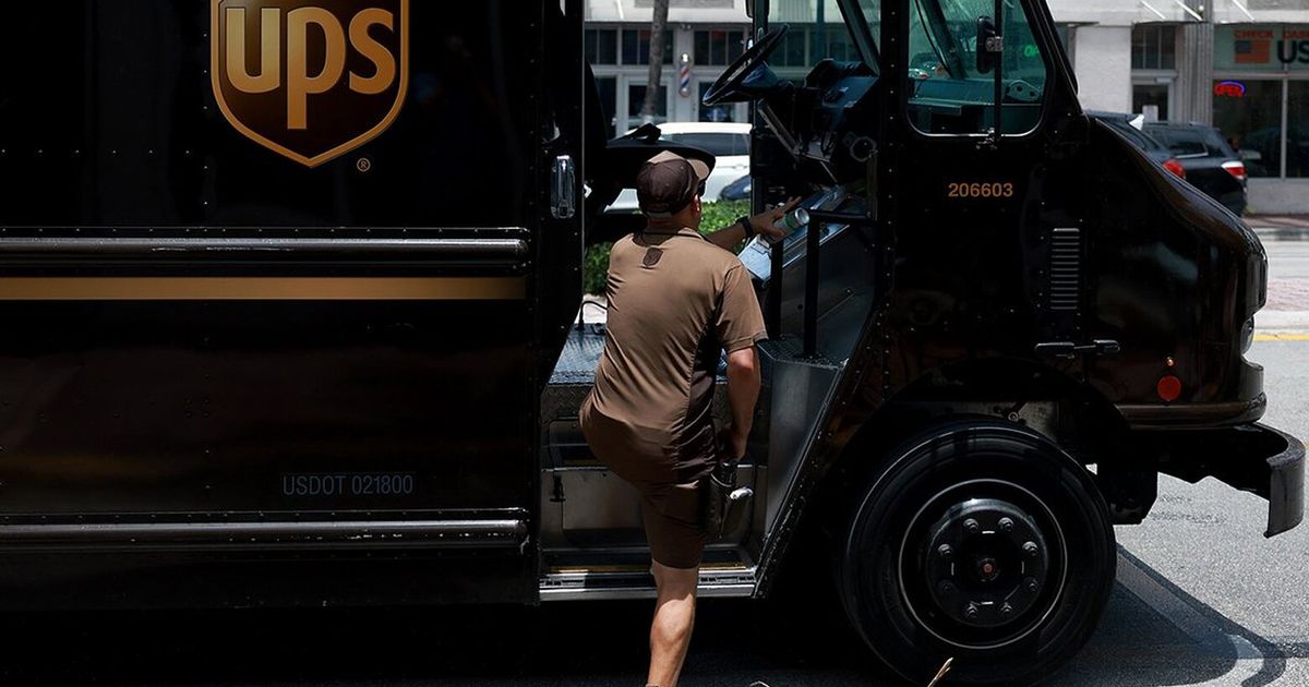 Shipping delays expected after UPS cargo plane crash | The Seattle Times