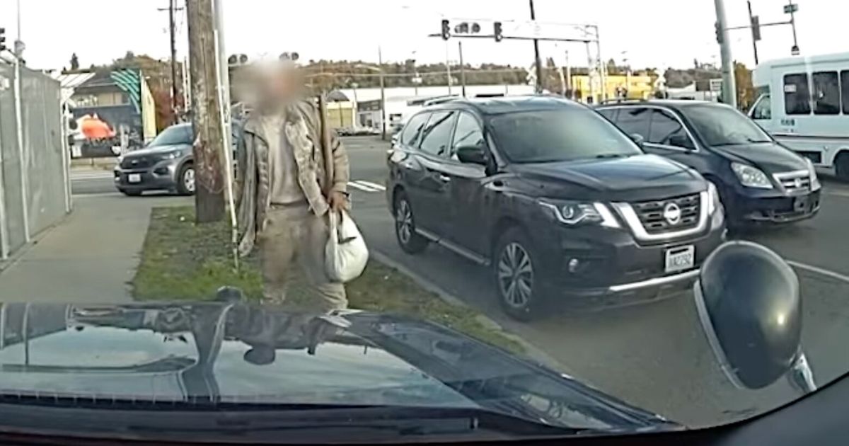 Video shows what led up to Seattle police shooting man in Sodo | The ...