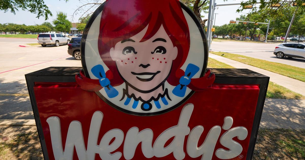 Wendy’s to close hundreds of US stores in bid to halt falling profit ...