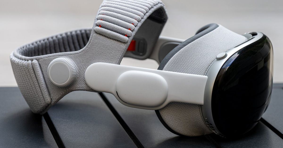 Review: Apple’s $99 strap makes wearing the Vision Pro more bearable ...