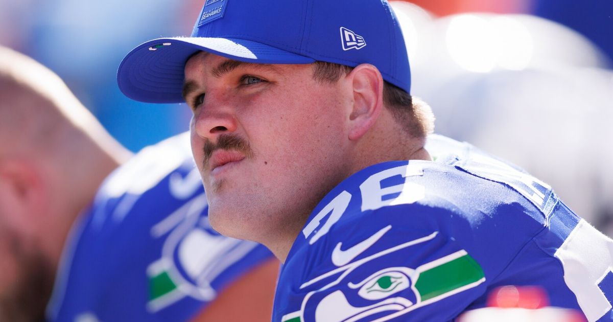 Seahawks get good news on guard Grey Zabel’s injury | Notebook | The ...