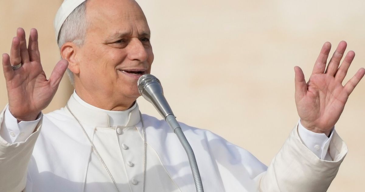 Pope strongly backs US bishops in blasting Trump immigration crackdown ...