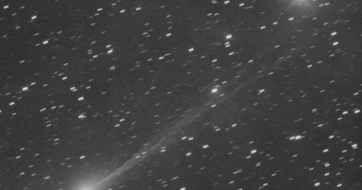 NASA unveils close-up pictures of the comet popping by from another ...