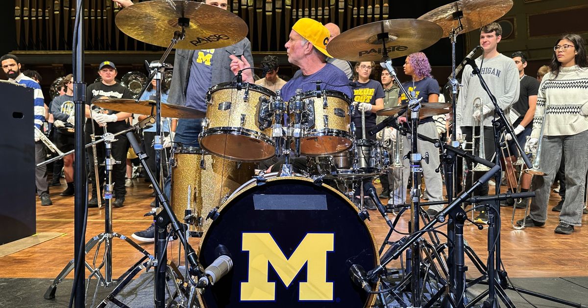 Red Hot Chili Peppers drummer Chad Smith’s Midwest roots inspire ...