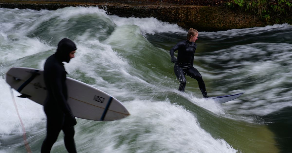 Munich’s famous river wave has vanished after a cleanup. Surfers hope ...