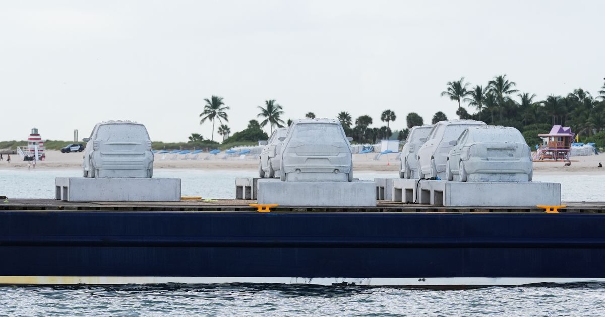 Underwater sculpture park brings coral reef art to Miami Beach | The ...
