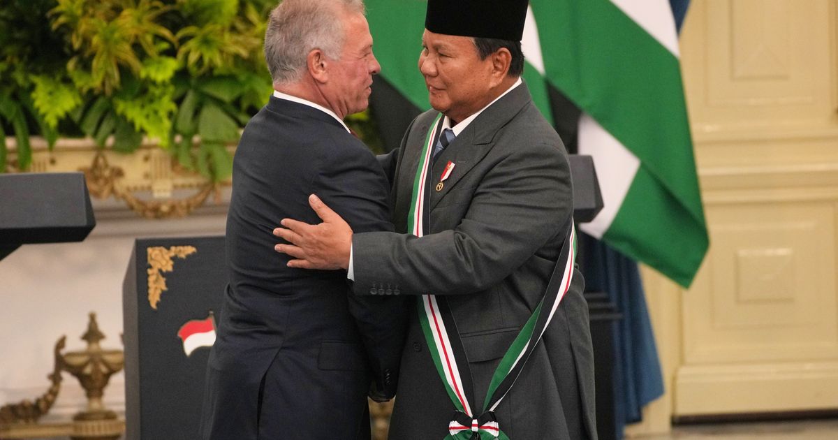 Jordan’s king and Indonesia’s leader hold talks on economic ties and ...