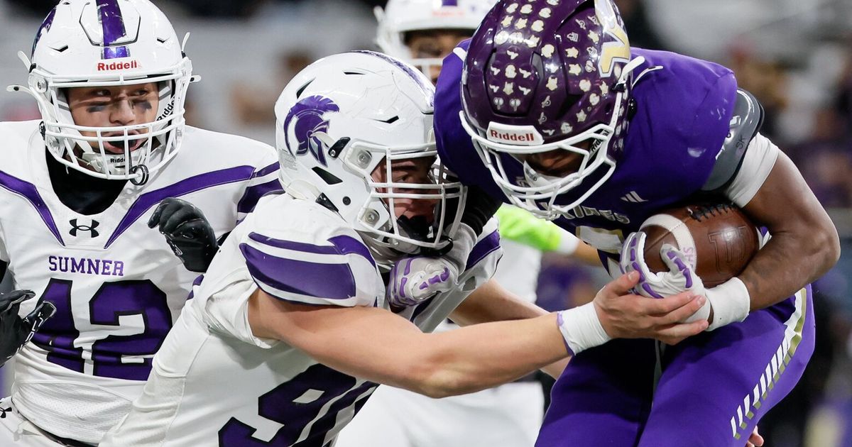 Photos: Lake Stevens vs. Sumner in 4A state football championship | The ...