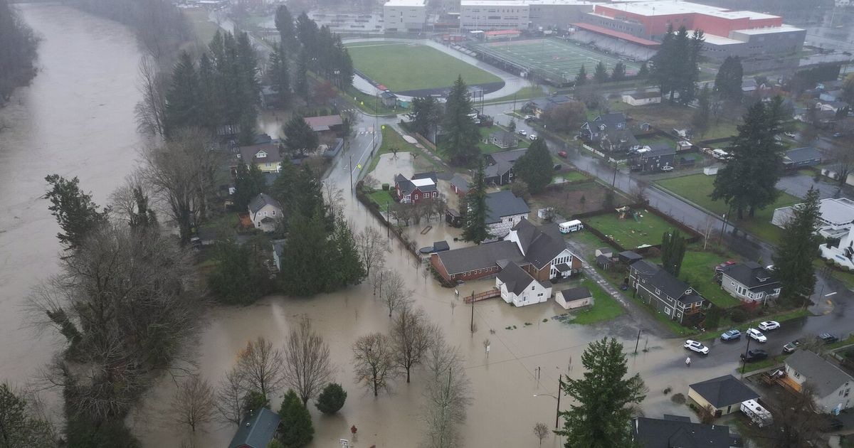 WA floods: Schools close, delay starts Thursday as rain continues | The ...