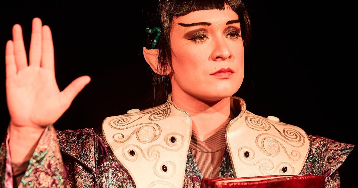 Klingon meets Charles Dickens in play at Seattle Center Armory | The ...