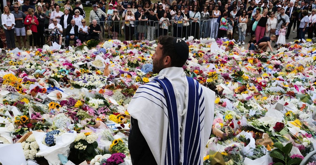 Australian police say Bondi Beach mass shooting was inspired by Islamic ...