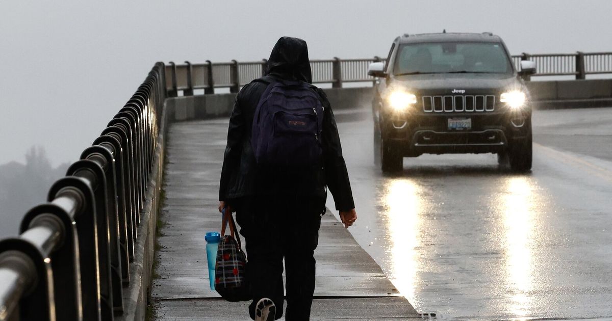 As WA winds and floods die down, chilly air will bring mountain snow ...