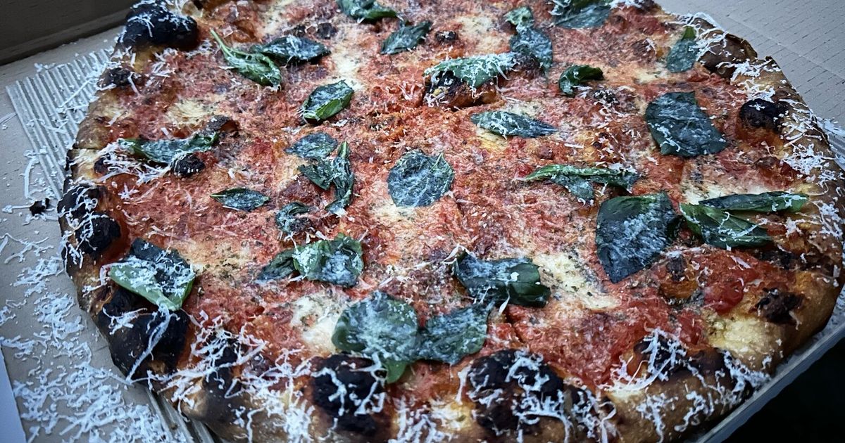 Is Seattle’s hottest A.K. Pizza worth the hype? And more good food in ...
