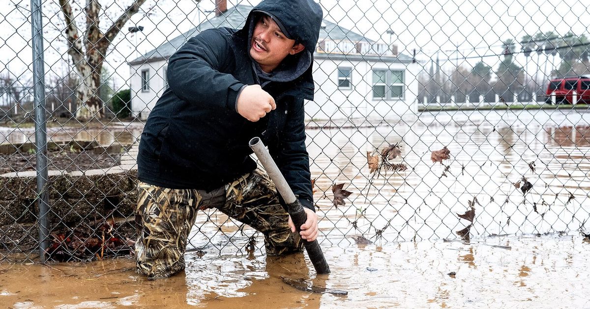 Deadly winter storm arrives in Southern California, bringing widespread ...