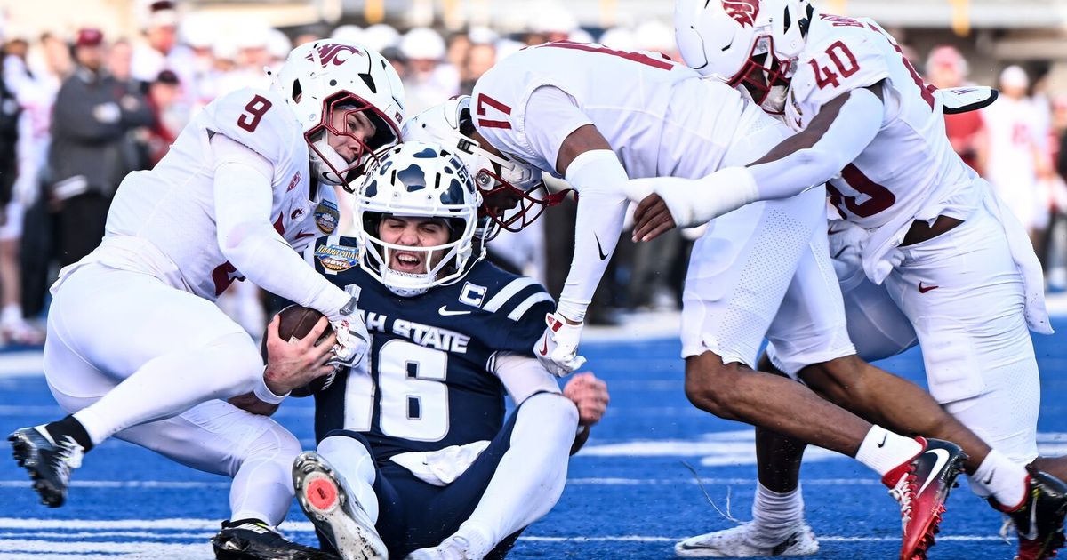 WSU Cougars crush Utah State in Idaho Potato Bowl | The Seattle Times