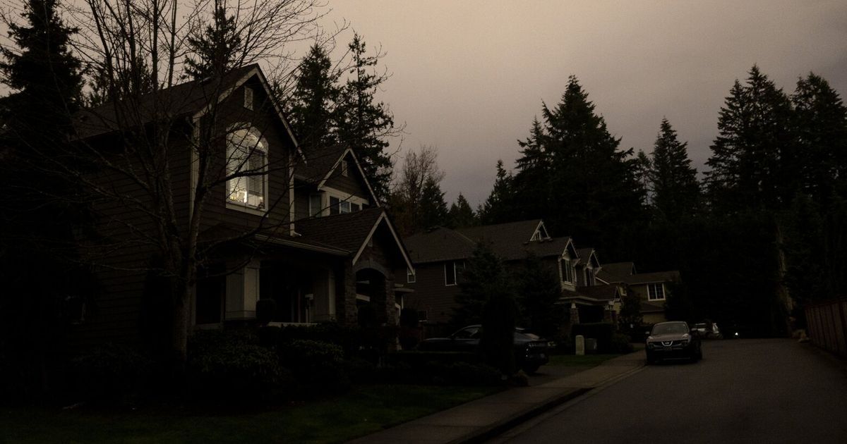 Tips for preparing if you’re worried about a Seattle-area power outage ...