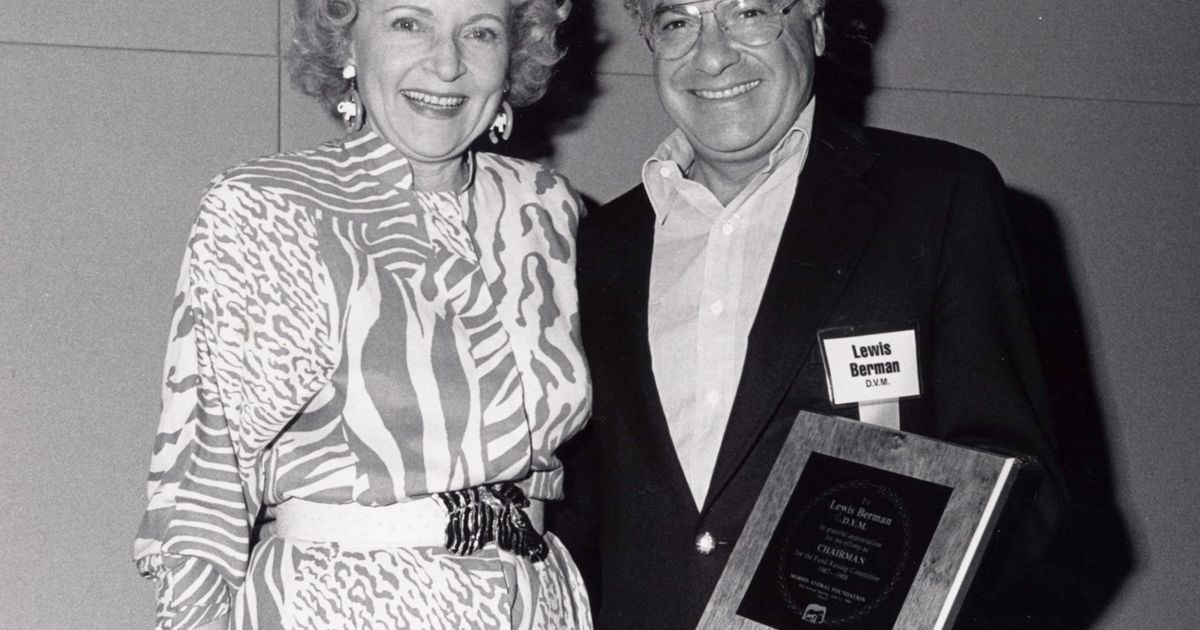 Lewis Berman, Veterinarian to the Stars, Is Dead at 90 | The Seattle Times