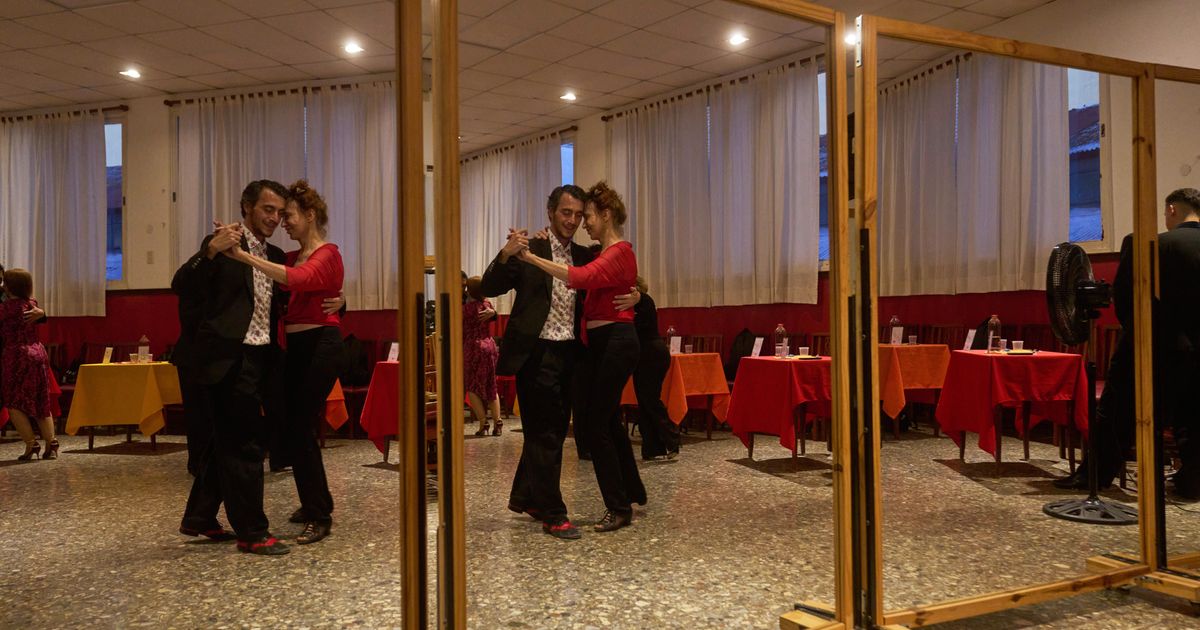 A dance hall in Buenos Aires guarantees tango sessions with ...