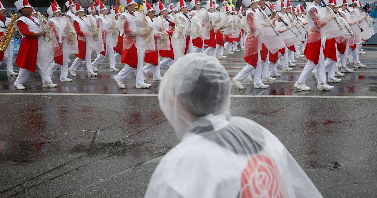 Rain soaks Rose Parade in California and snow squalls hit Midwest and ...
