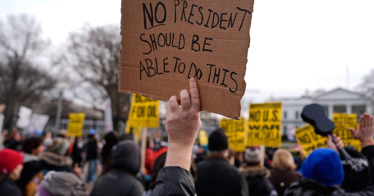 Venezuela operation sidelined Congress, brings ‘more chaos,’ says Smith ...