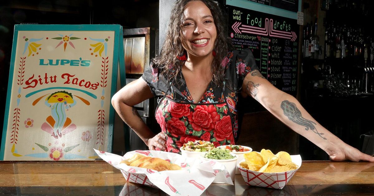 3 unique Ballard bars boast tacos, books and sports | The Seattle Times