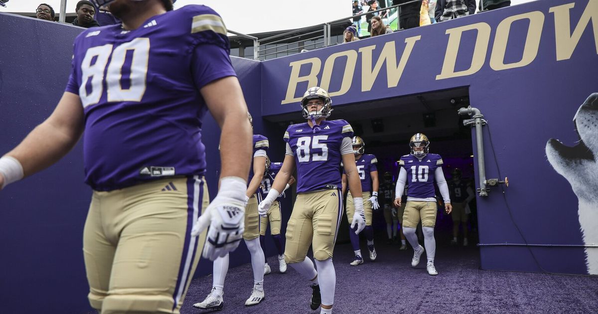 UW defensive tackle Dominic Macon enters transfer portal after one ...