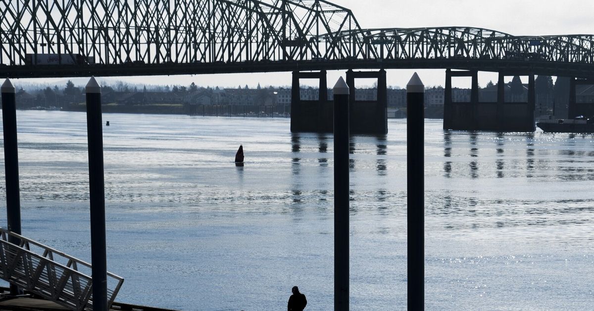 Coast Guard OKs I-5 Columbia River bridge with less pricey design | The ...