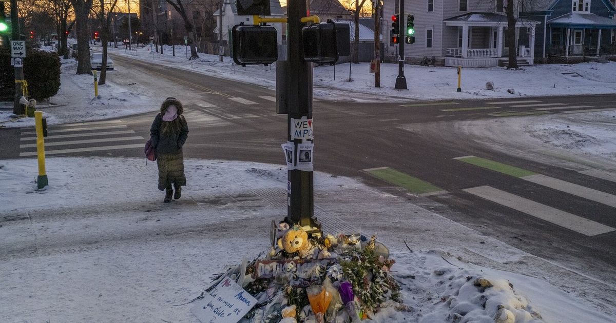 FBI agent who tried to investigate ICE officer in shooting resigns ...