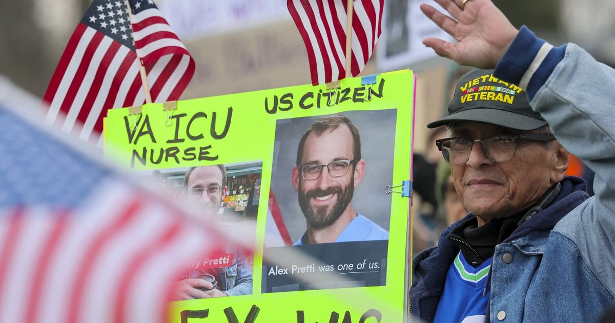 Health care workers pay tribute to Alex Pretti at vigil outside Seattle ...