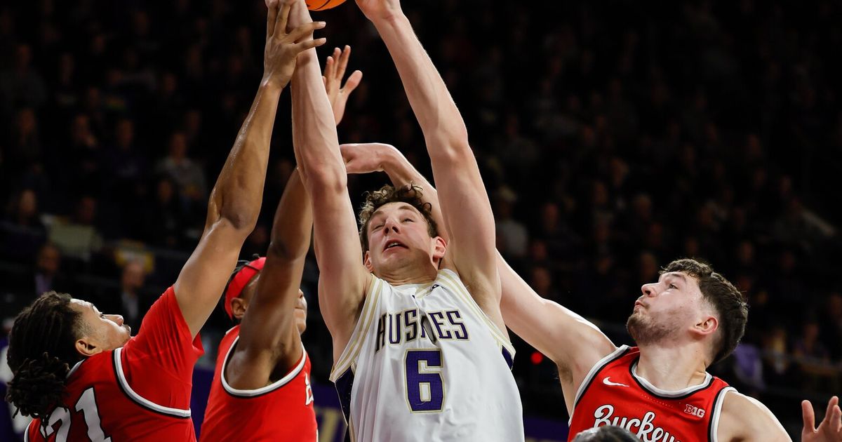 Top freshmen square off when Washington Husky men play Illinois | The ...