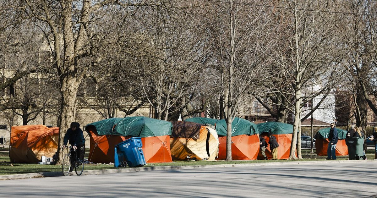 Homelessness appears to decline, reversing a yearslong trend | The ...