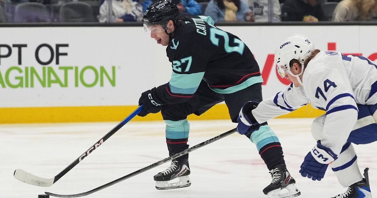 Photos: Seattle Kraken win against Toronto Maple Leafs, 5-2 | The ...