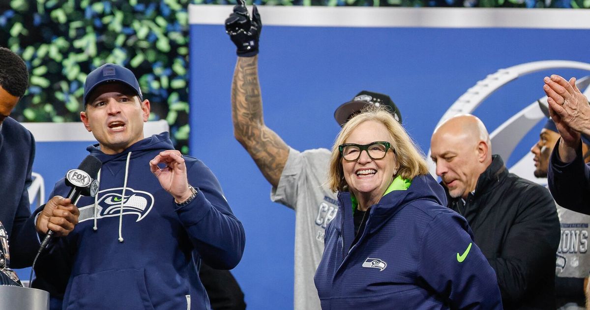 Seahawks going up for sale after Super Bowl | The Seattle Times