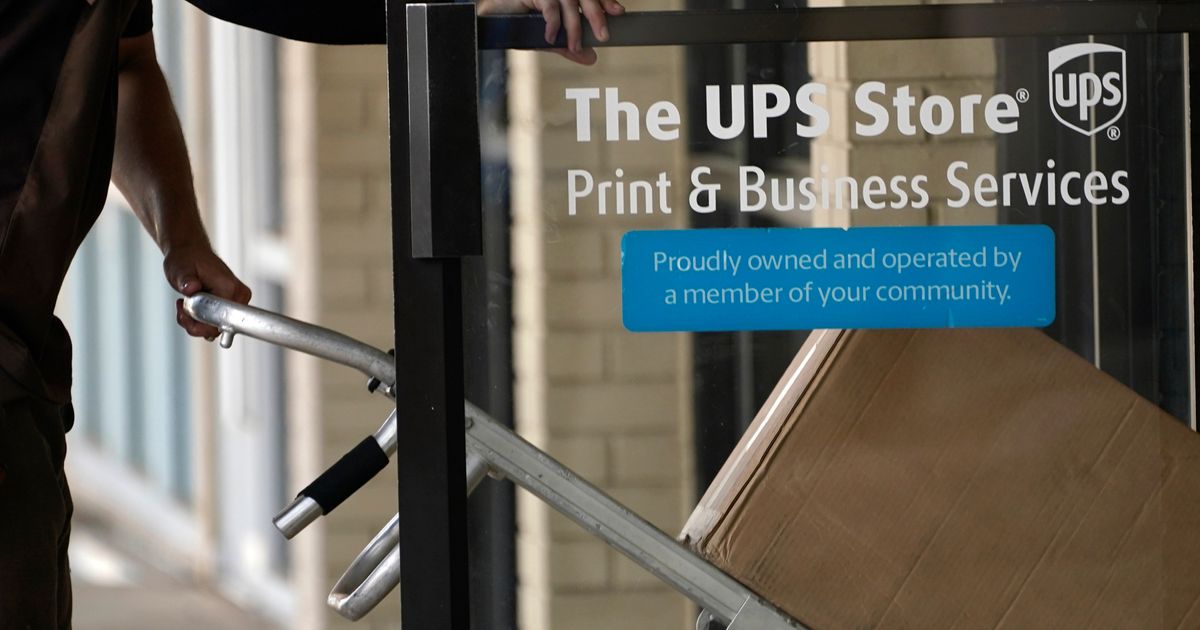 UPS looks to cut up to 30,000 jobs this year | The Seattle Times