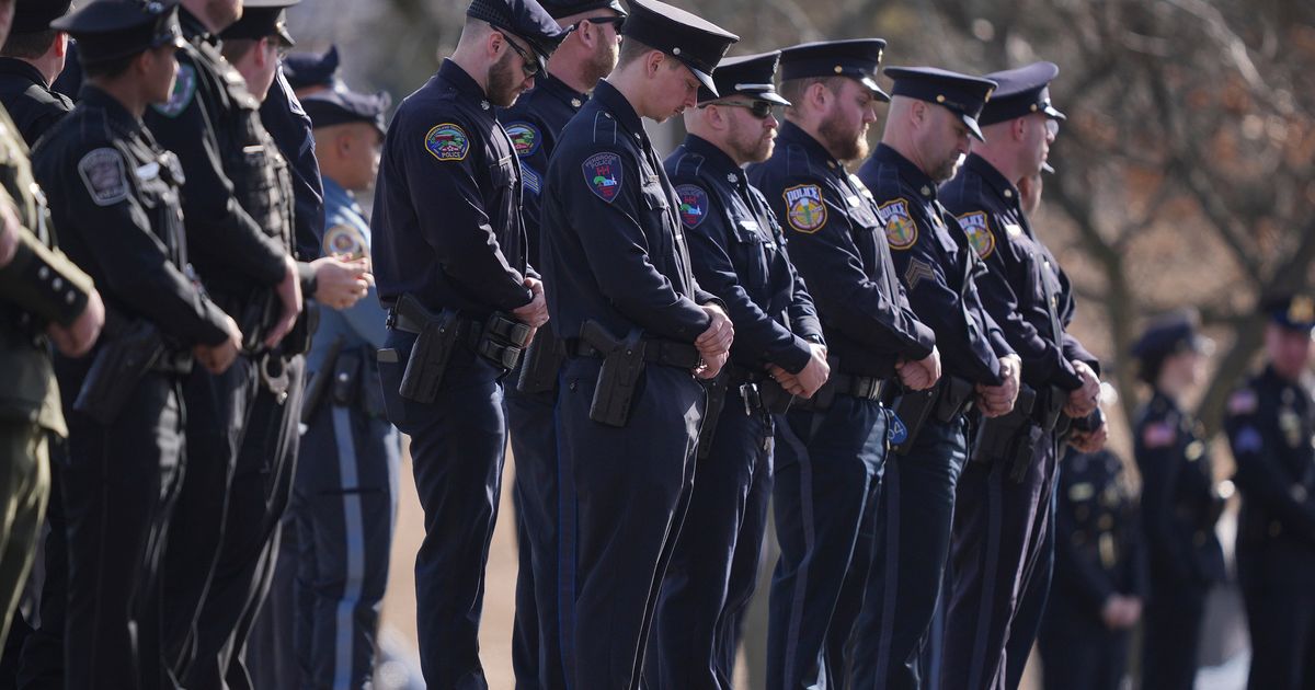 New report shows a 25% drop in deaths of on-duty law enforcement ...
