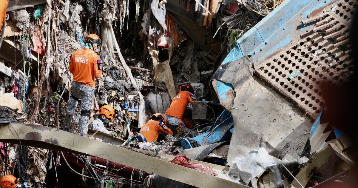 Filipino rescuers detect ‘signs of life’ in garbage avalanche that ...