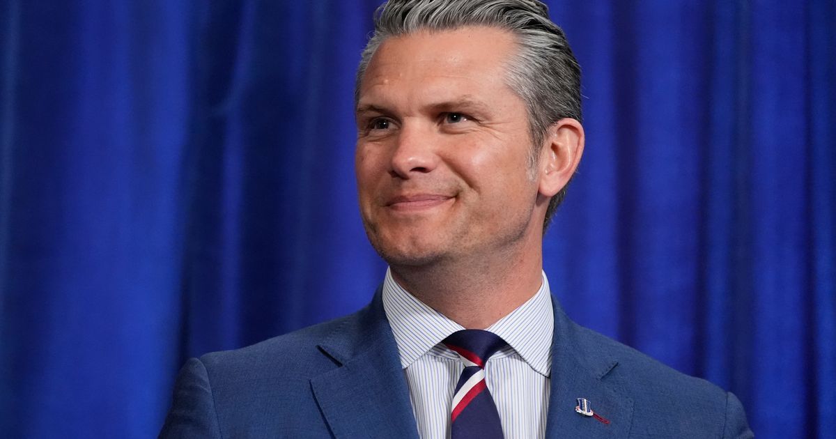 Hegseth censures Sen. Mark Kelly after warning about following illegal ...