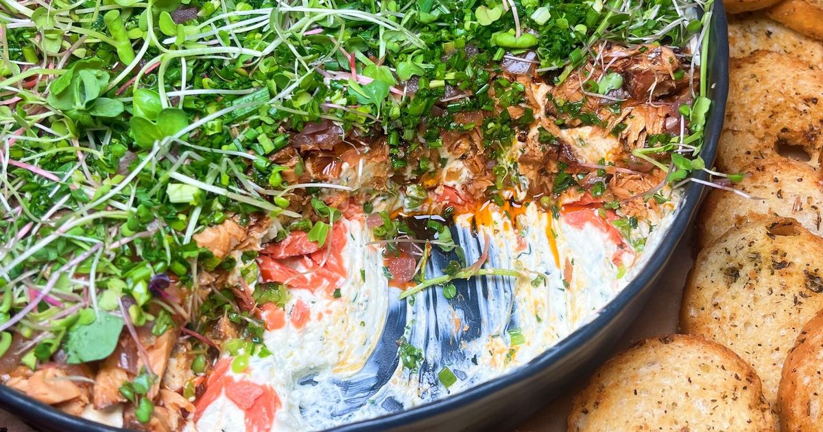 This Seattle-inspired 7-layer dip is perfect for your Super Bowl party ...