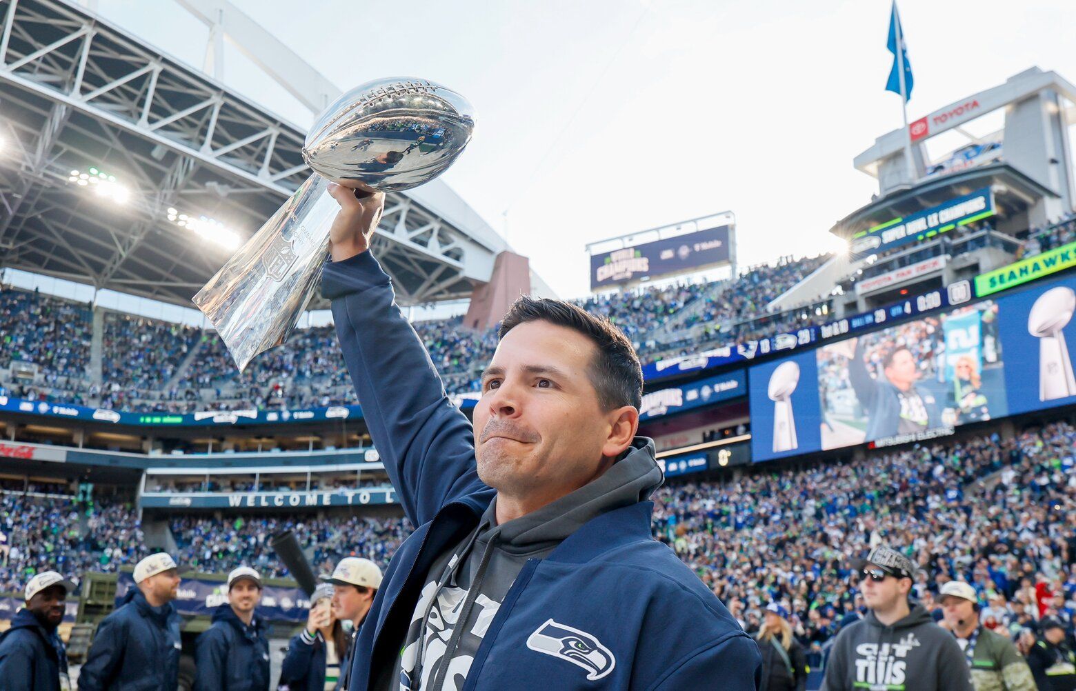 Seahawks face key contractual date with seven starting players Friday ...